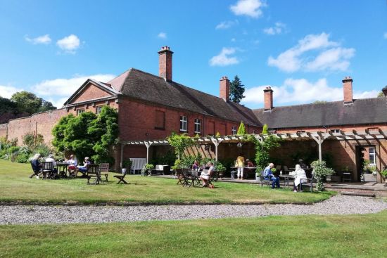 What's On :: Chillington Hall